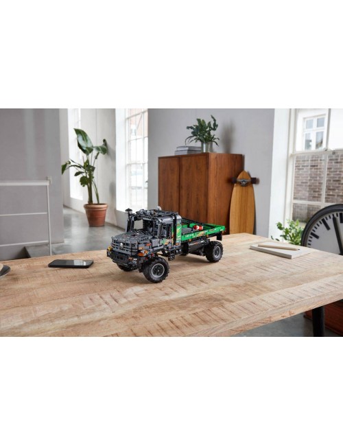 LEGO Technic Ciężarówka Mercedes-Benz Zetros z napędem na 4 koła 42129